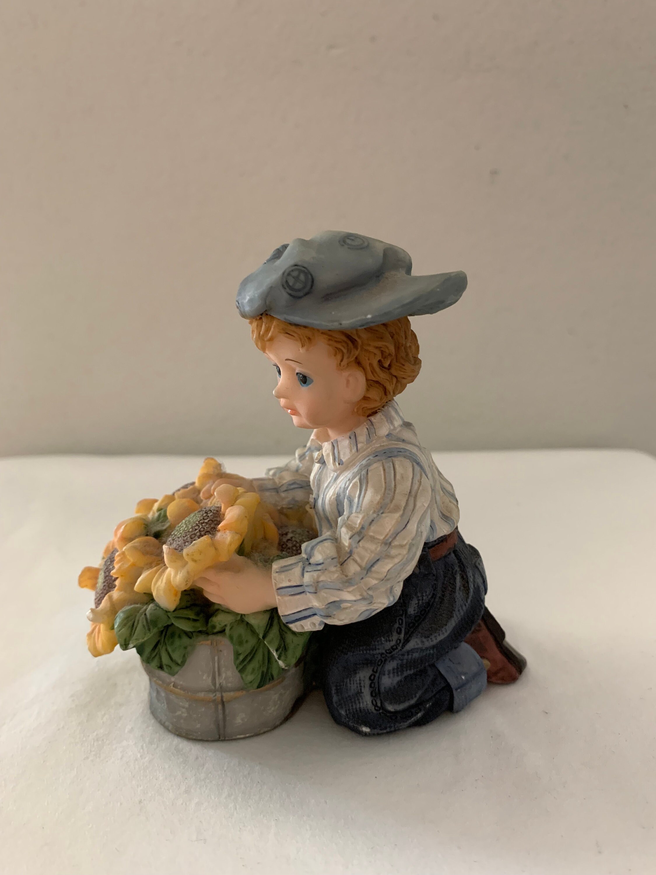 Montefiori Collection,italy Design, Flower Boy Figurine 4x4 - Etsy