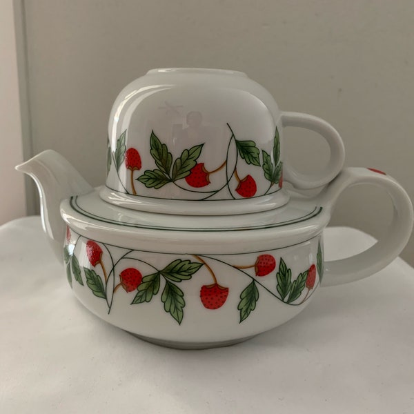 Strawberry Tea Set - Etsy