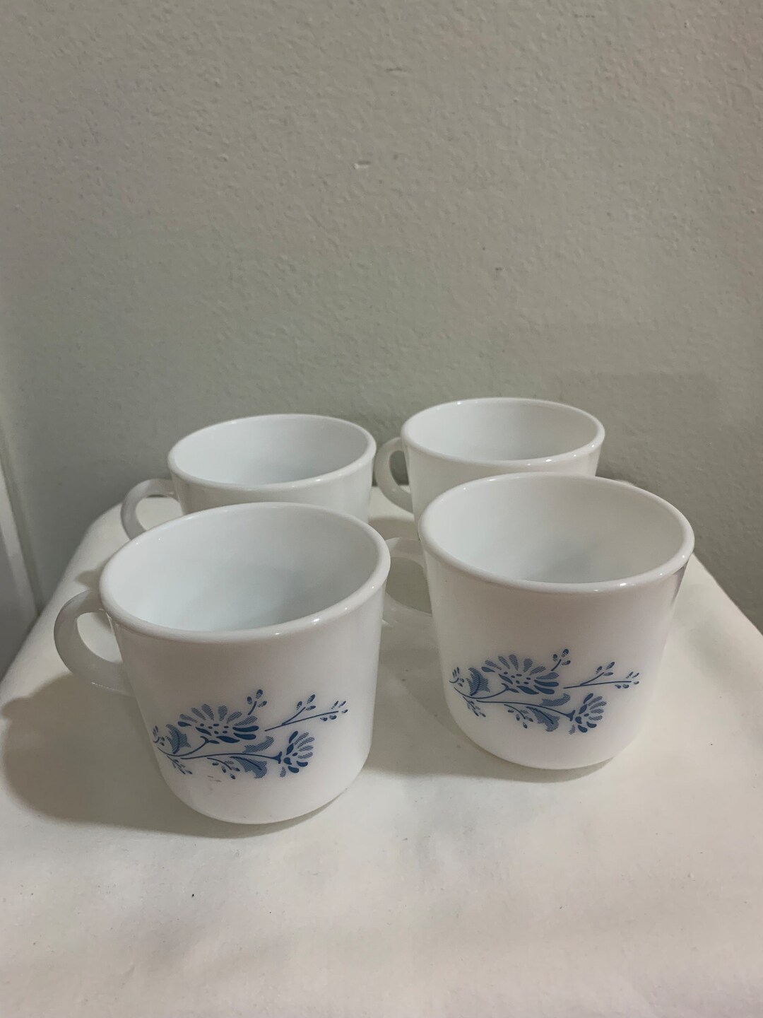 Set of 4 1980s Corelle Colonial Mist Pattern Opaque White Glass Mug ...
