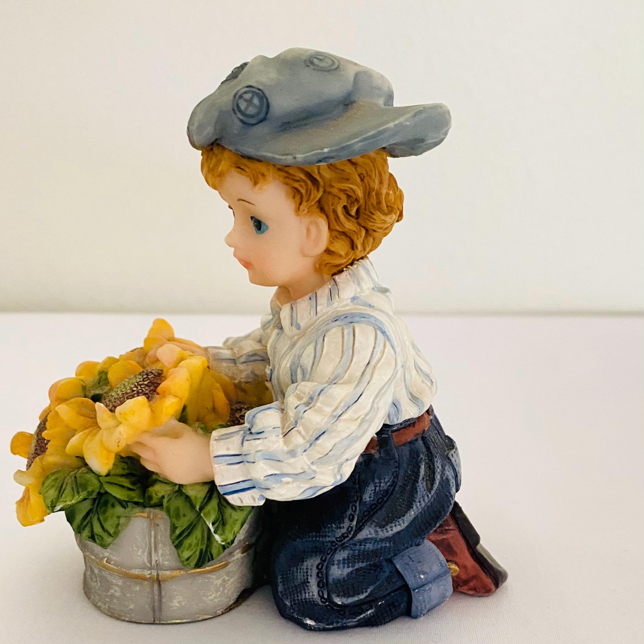 Montefiori Collection,italy Design, Flower Boy Figurine - Etsy