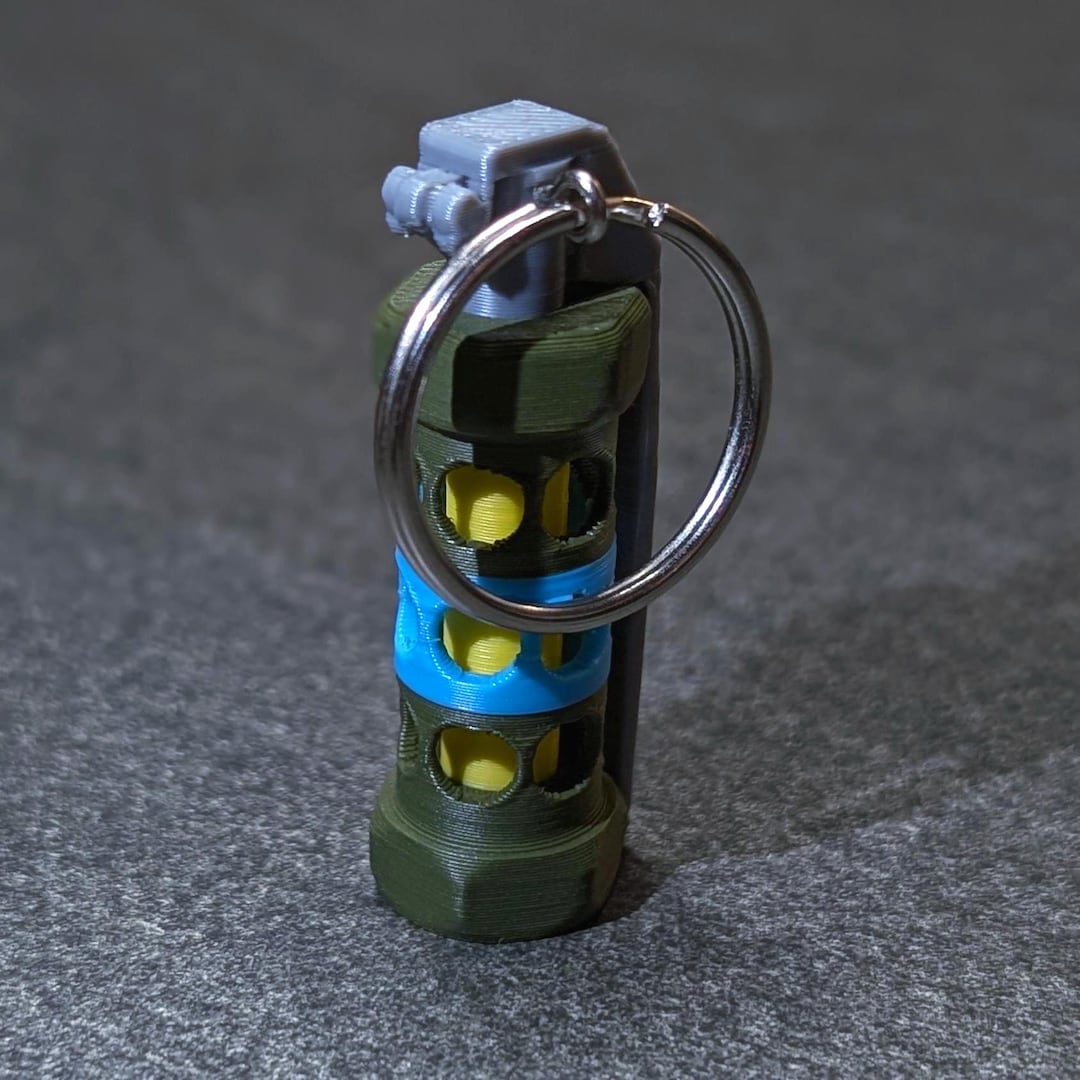 CS:GO / CS2 Flashbang Keychain | 3D Printed Grenade – Gamer Gift and ...