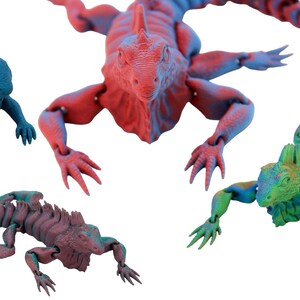Articulated Iguana Fidget Toy, Stress Relief Toy, Desk Decoration ...