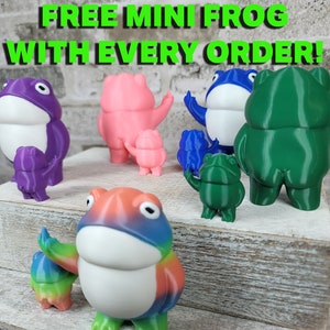 Cheeky Middle Finger Frog | Gag Gift | Fun Desk Toy | Stocking Stuffer ...