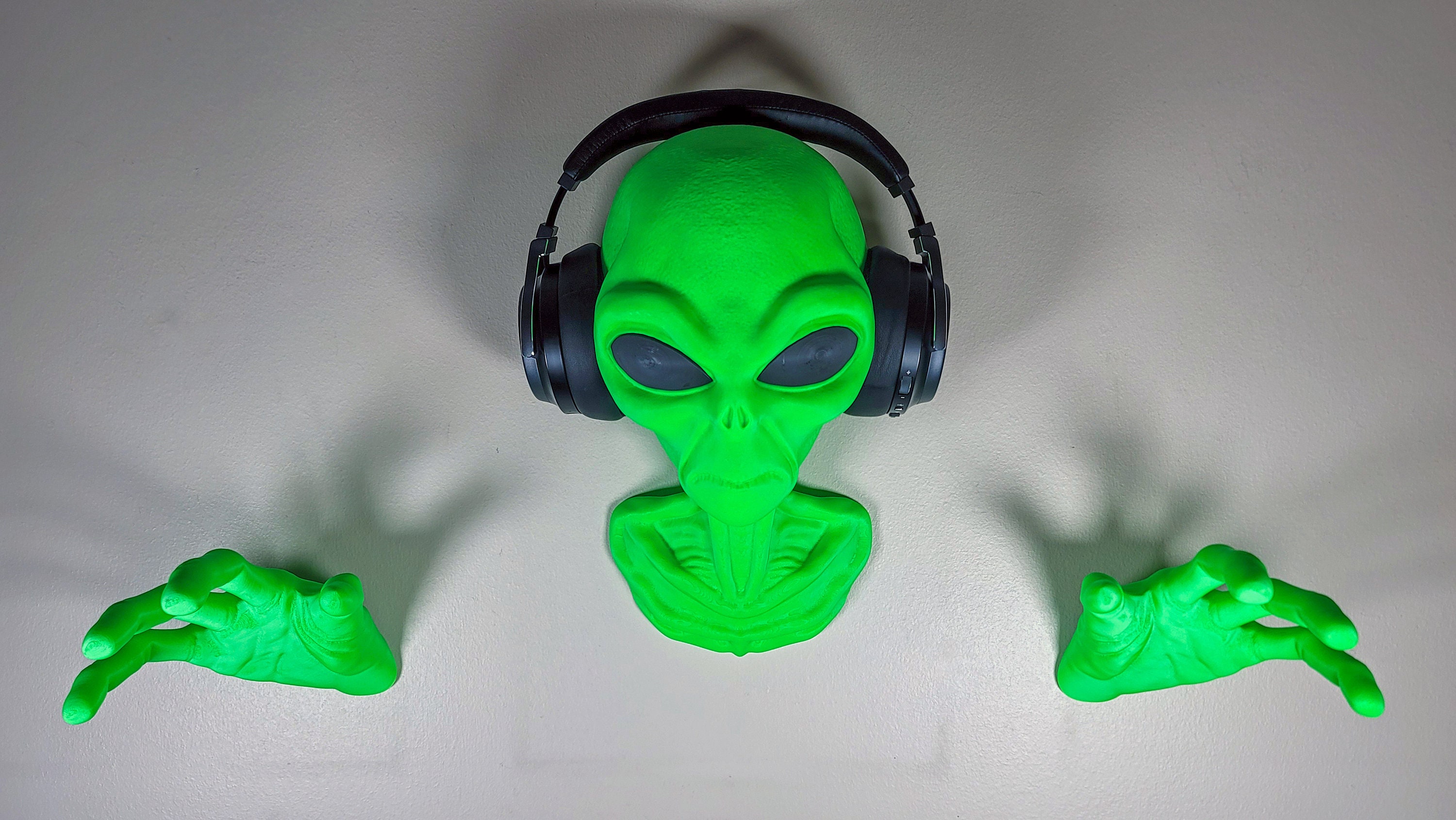 Alien Wall Art | Headphones Holder | Man Cave Decor | Unique Gift | 3D ...