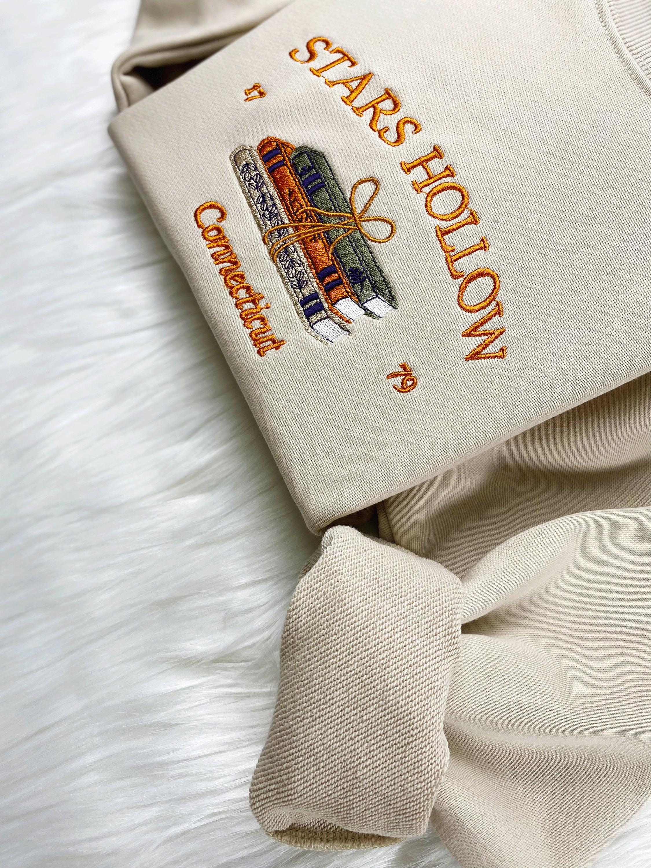 Stars Hollow Connecticut Embroidered Sweatshirt Connecticut - Etsy UK