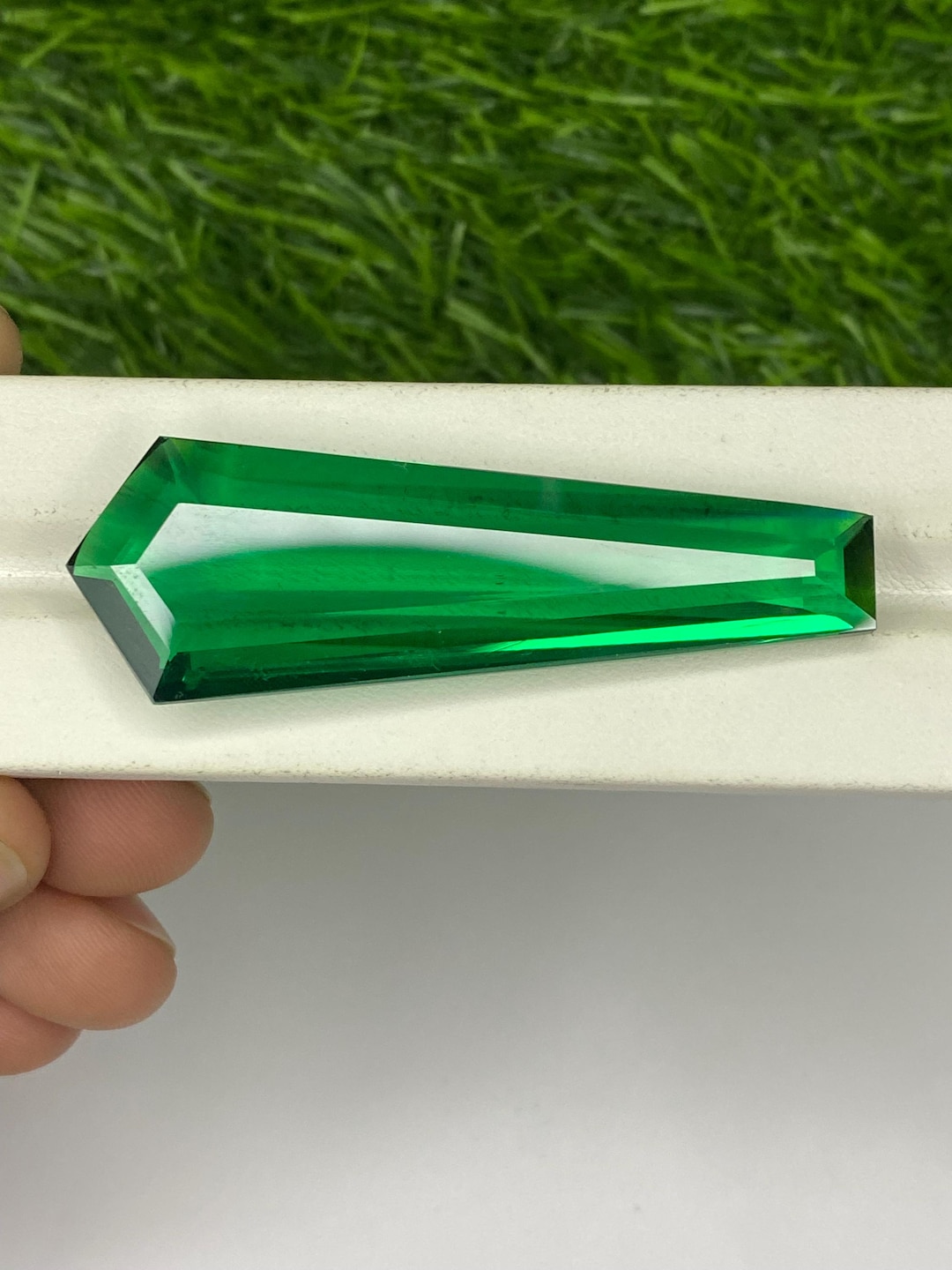 Big Size Emerald, Lab Grown Colombian Emerald, Loop Clean, Fancy Shaped ...