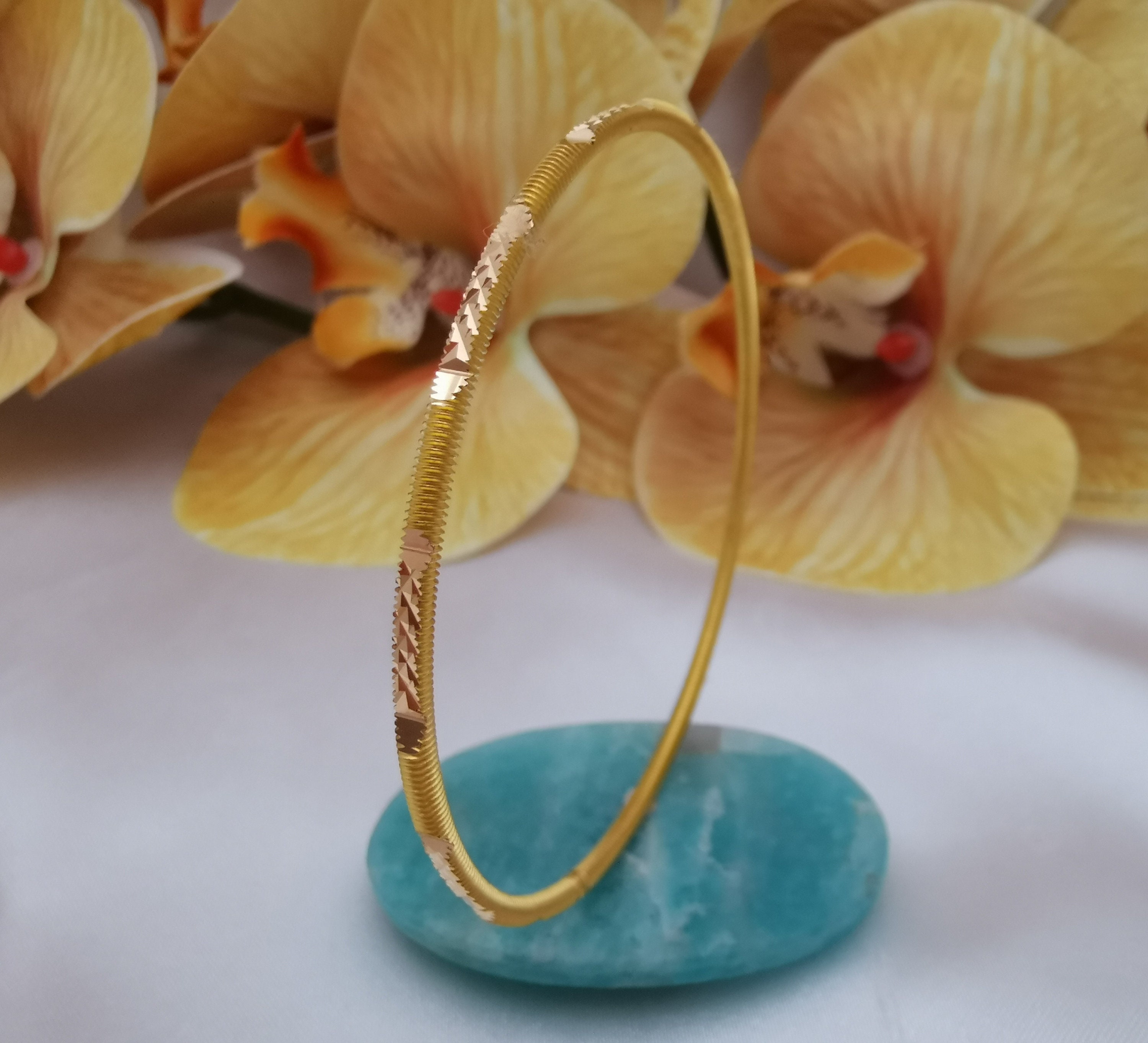 22K Solid Gold Hammered Bangle, Vintage Real Solid Gold Diamond Cut ...