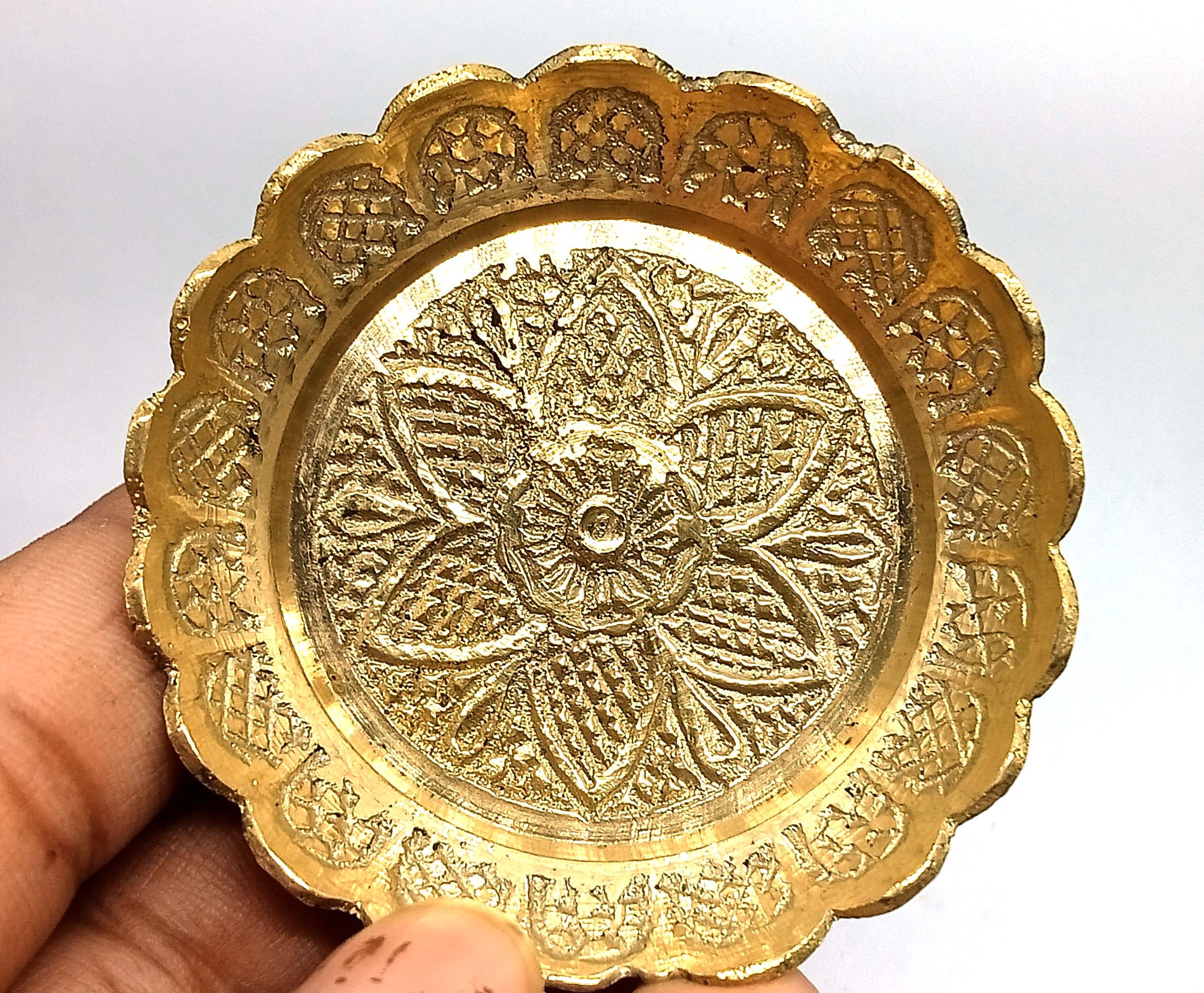 30 Gram Small Pure Brass Plate for Puja / Diwali / Bhog Thali With ...