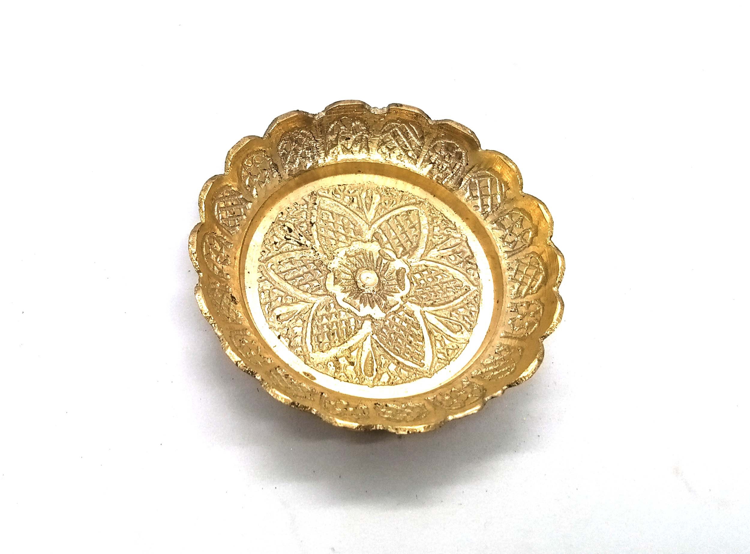 30 Gram Small Pure Brass Plate for Puja / Diwali / Bhog Thali With ...