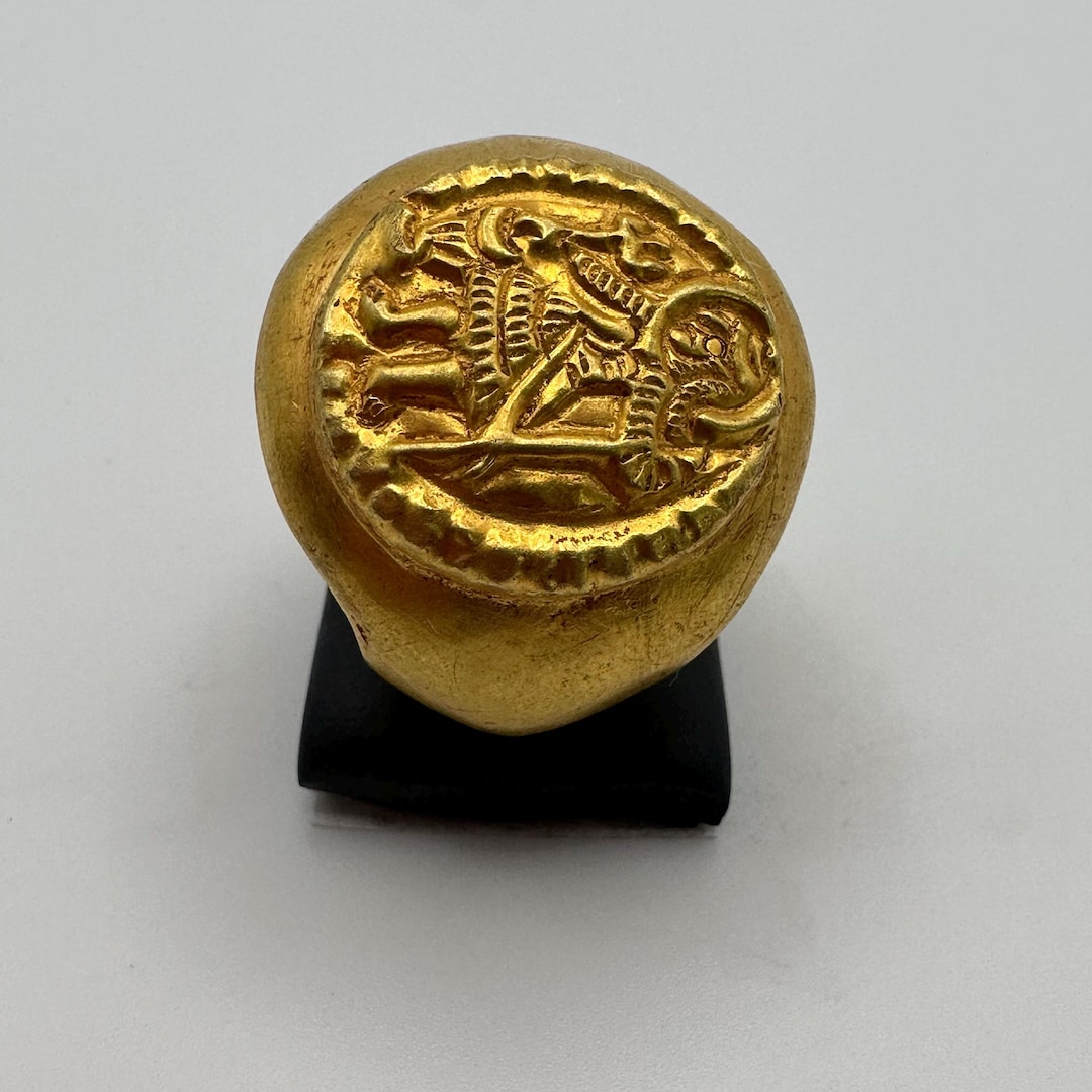 Ancient Kushan Dynasty Mythical Gold Ring / C. 1st-2nd Cent AD / 9.2g ...