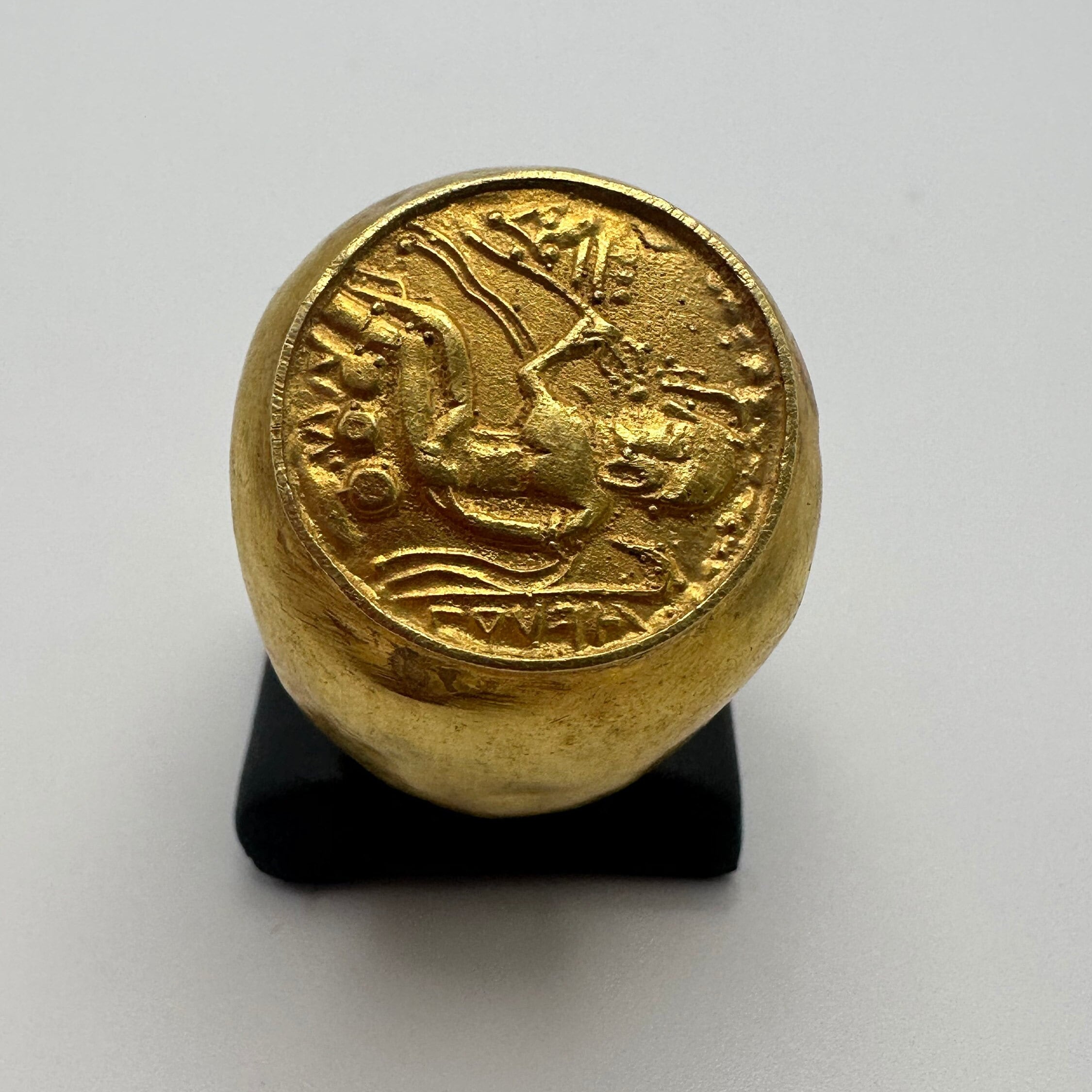 Ancient Kushan Dynasty Solid High Carat Gold Finger Ring / C. 1st-2nd ...