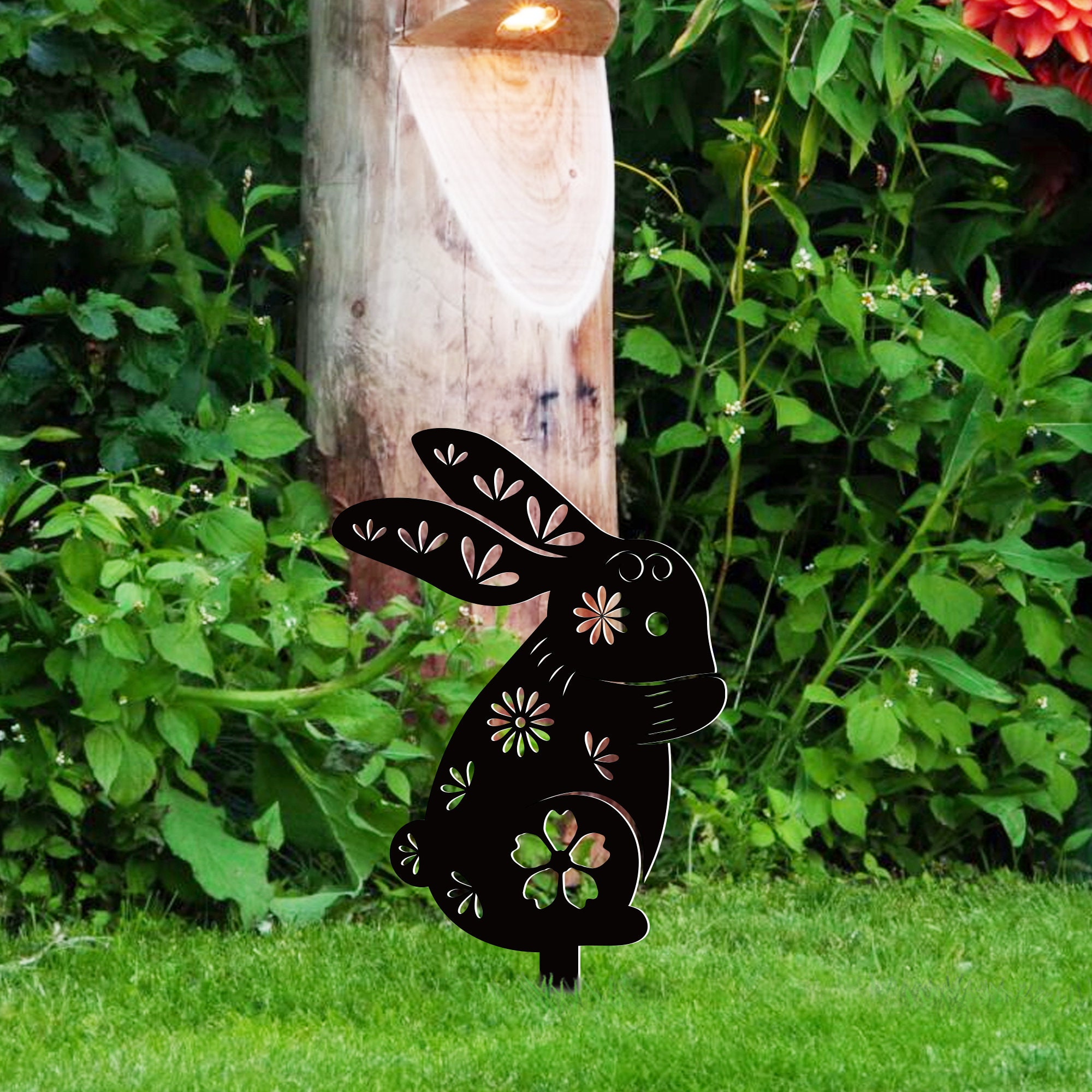 Rabbit Metal Yard Art Set of 4 Metal Garden Rabbit Stake Decor Metal ...