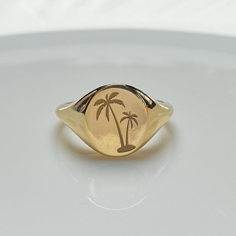 Tree Signet Ring - Etsy