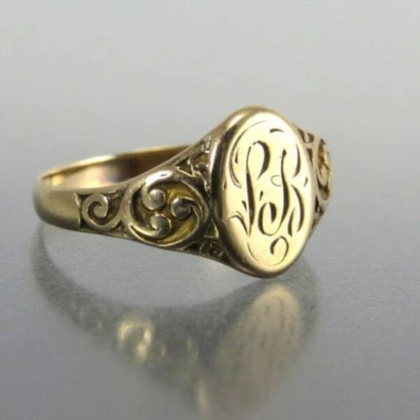 Monogram Signet Ring - Etsy