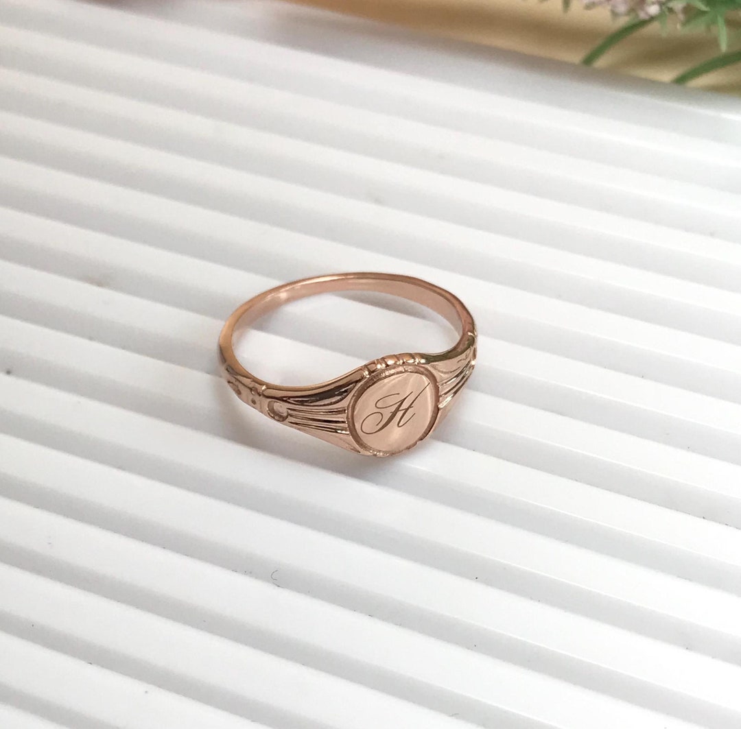 Personalized Oval Signet Ring, Custom Engraved Initials, Valentine's ...