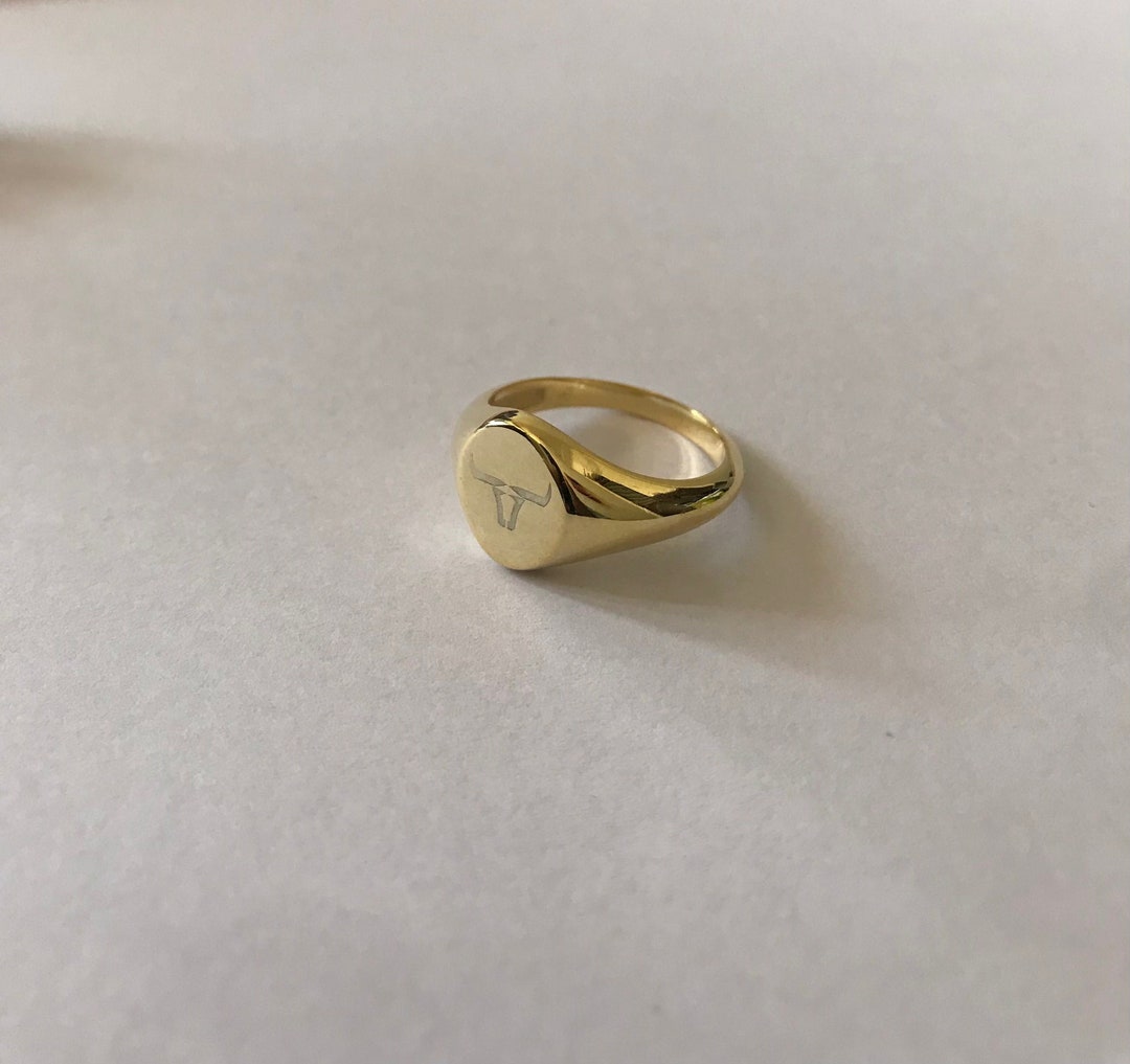 Bull Head Signet Ring, Oval Signet Ring, Bull Head Ring, Gold Signet ...