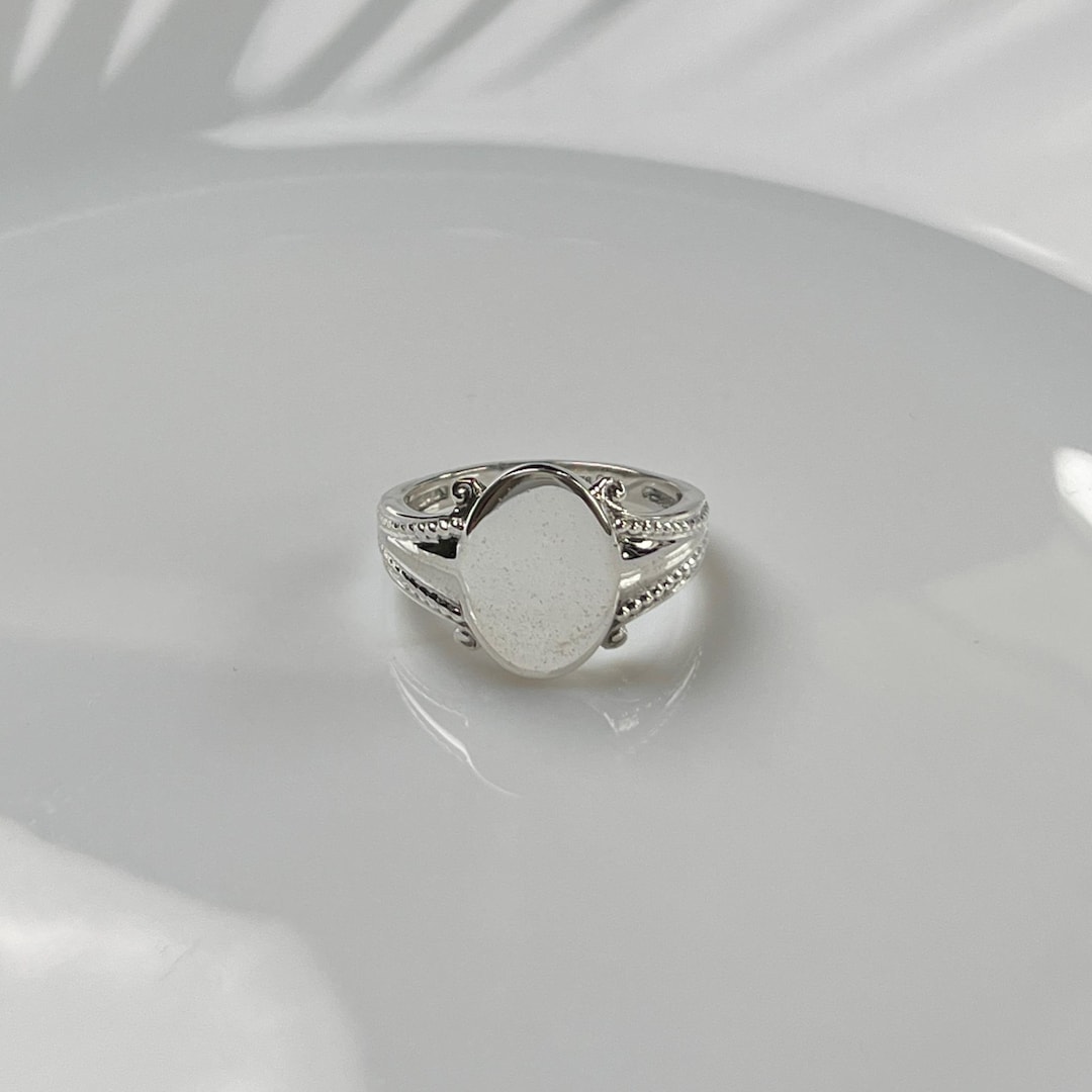 Fancy Oval Signet Ring, Simple Signet Ring, Vintage Inspired Signet ...