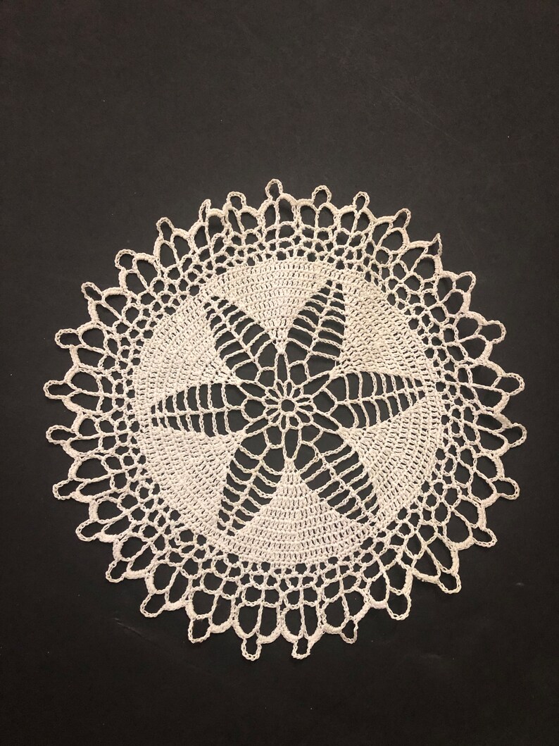 Vintage Handmade Crocheted Doily - Etsy