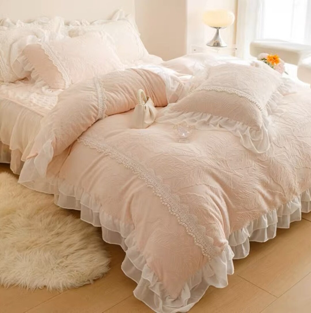 Luxury Vintage Floral Pearl Lace Milk Velvet Duvet Cover Set 4pcs ...