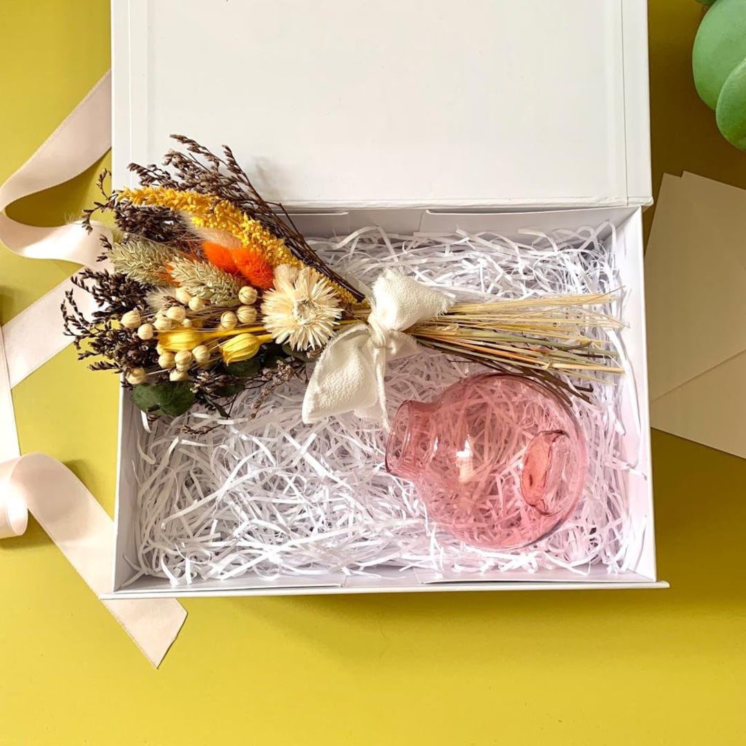 Dried Flower Bouquet Gift Box With Pink Glass Bud Vase, Gift for Friend ...
