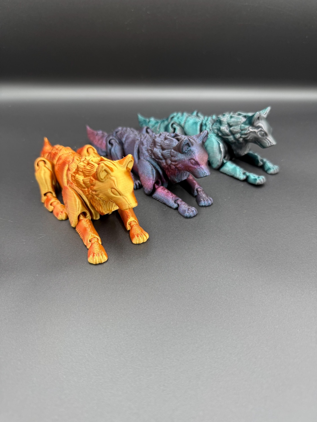 3D Printed Articulated Wolf: Poseable Fidget Figurine, Desk Decor - Etsy