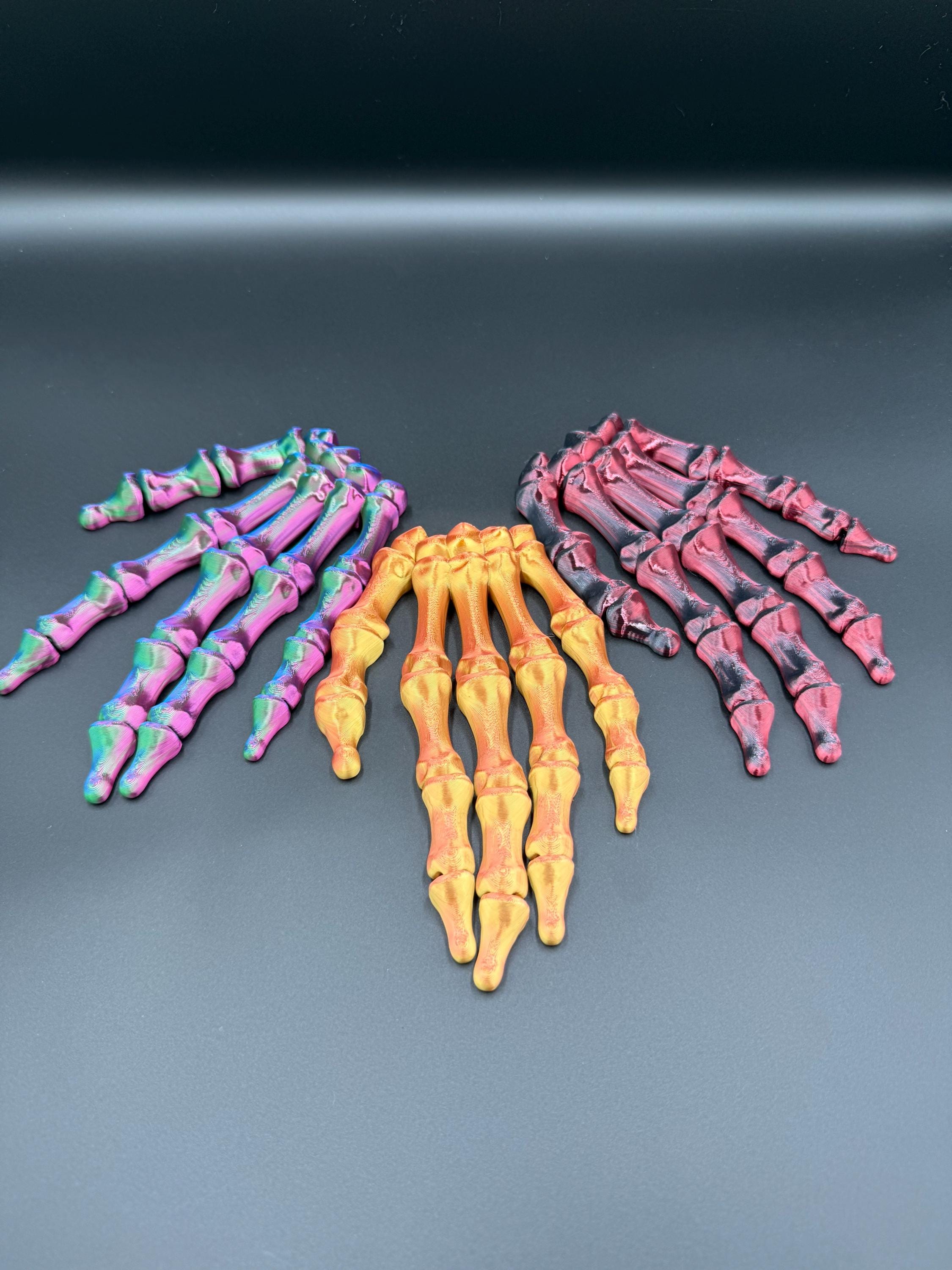 3D Printed Articulated Skeleton Hand: Poseable Halloween Desk Decor and ...
