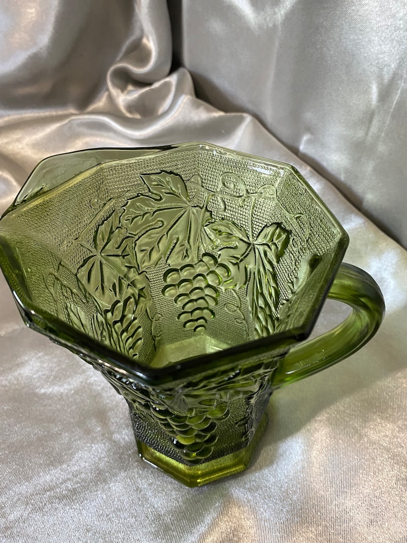 Anchor Hocking Avocado Glass Pitcher - Etsy