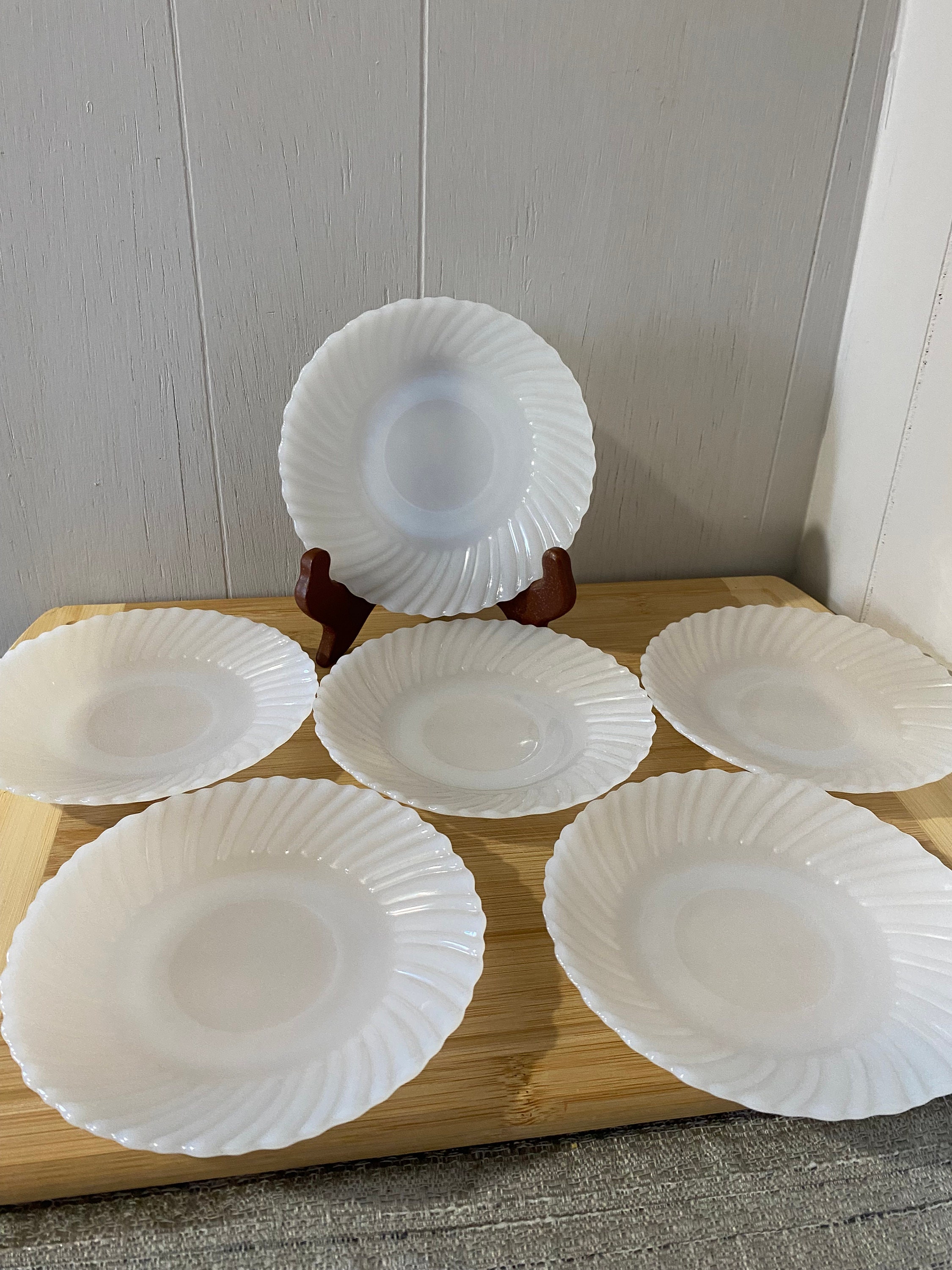 Set of 6 Small Milk Glass Termocrisa Saucers - Etsy
