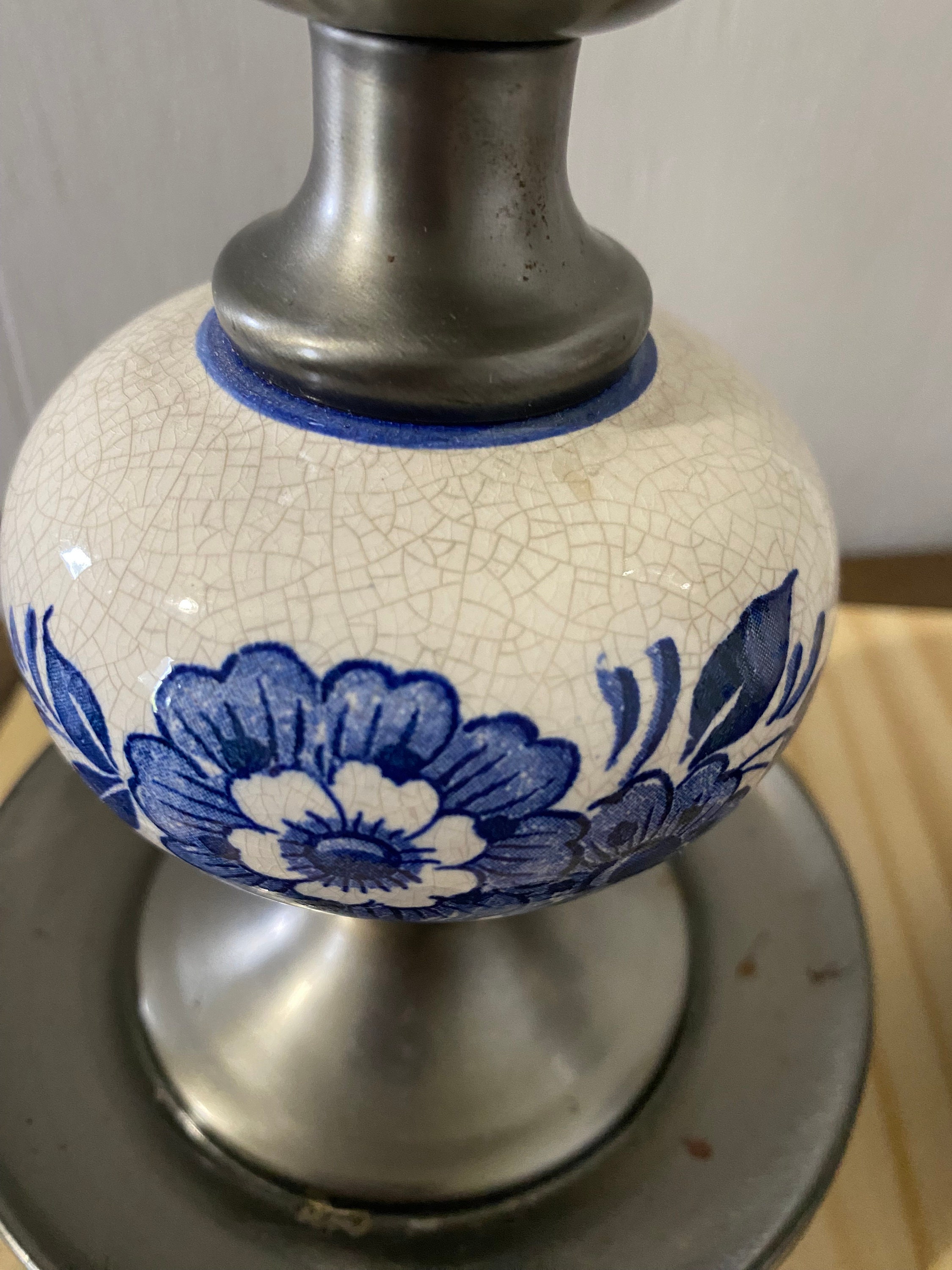 Pair of Ceramic Vintage Electric Hurricane Lamps With Metal Base White ...