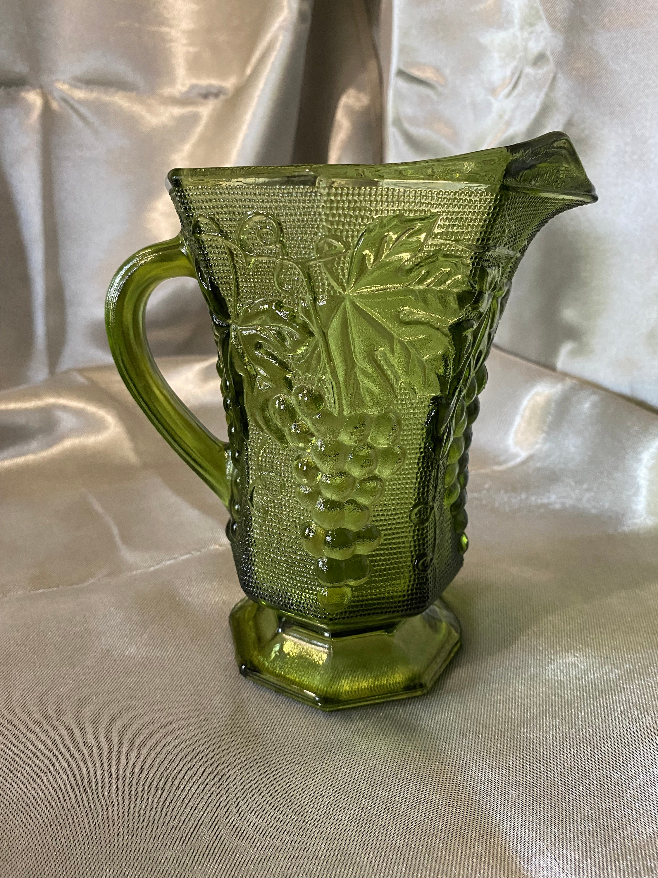 Anchor Hocking Avocado Glass Pitcher - Etsy