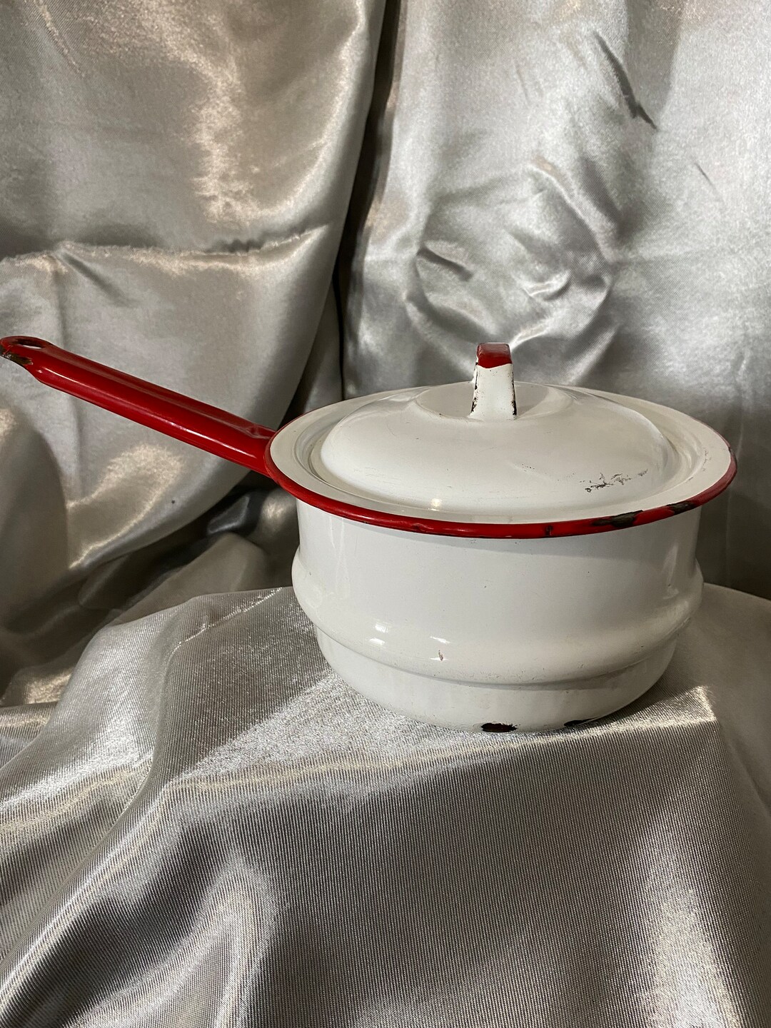 Vintage Enamelware Saucepan With Lid White With Red Trim - Etsy