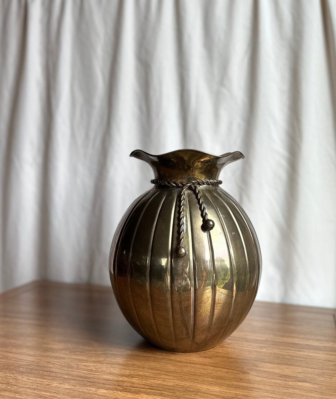 Large Vintage Brass Round Ribbed Vase - Etsy