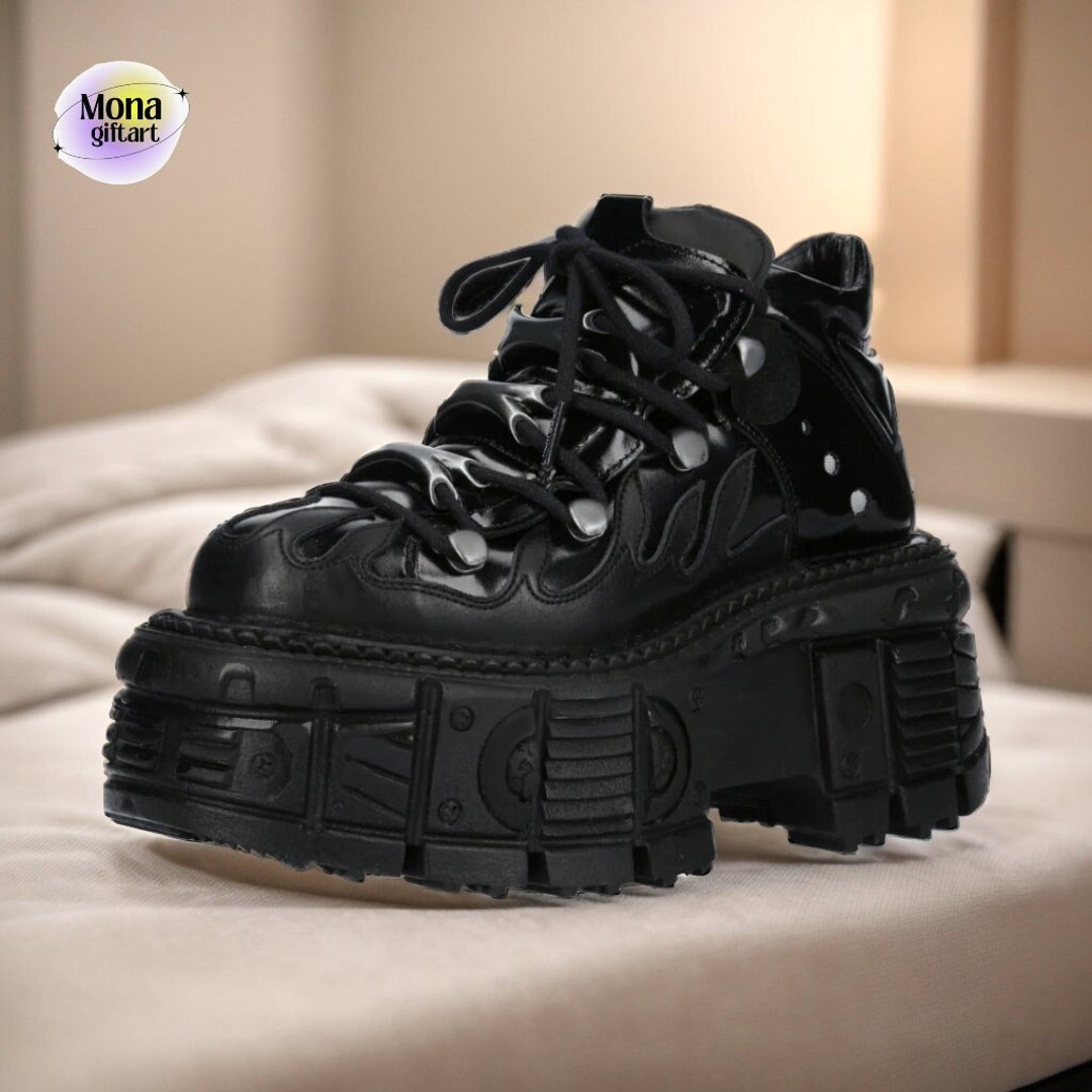 Y2K Retro Rock Spanish Dark Platform Punk Leather Boots, Same Metal ...