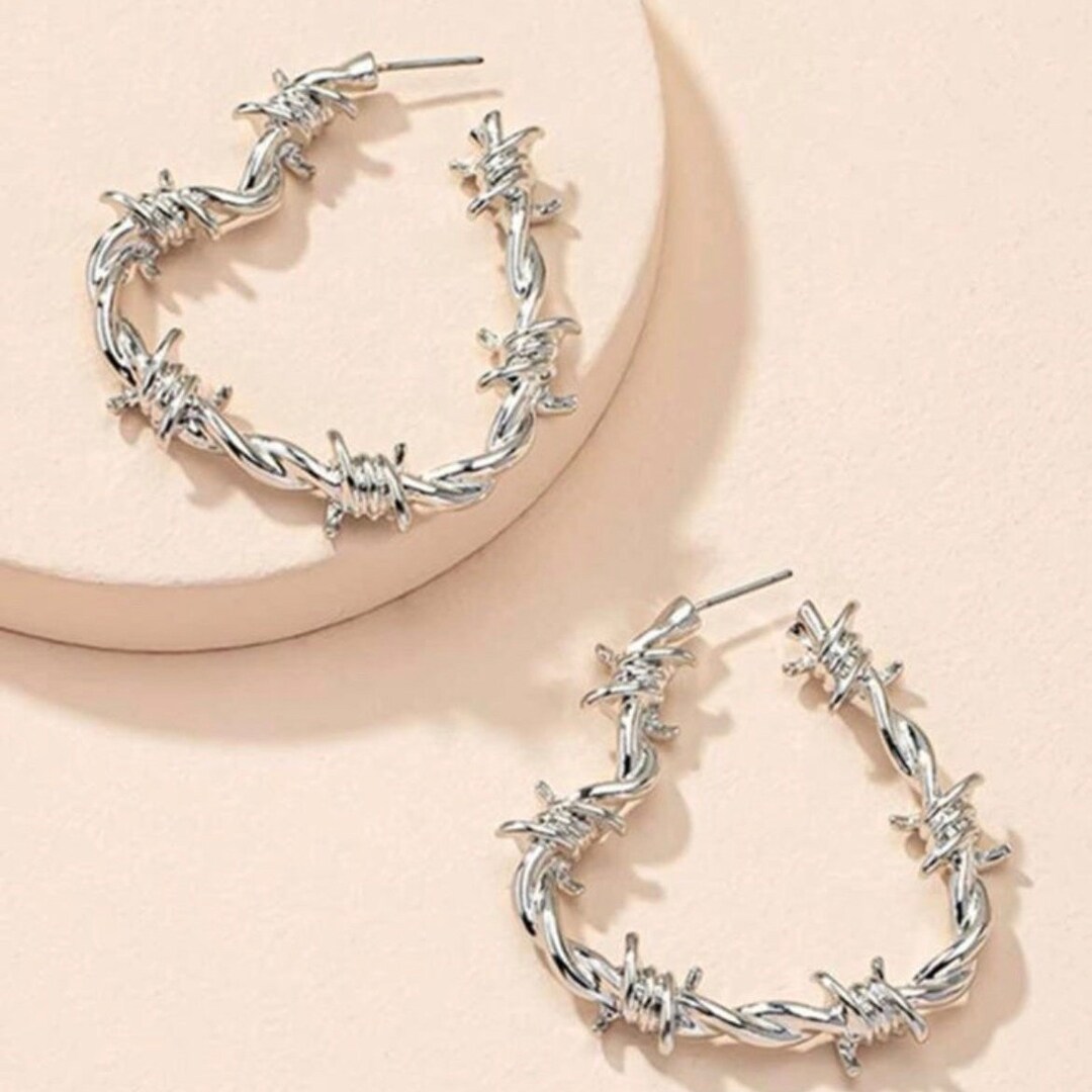 Barb Wire Heart Shaped Hoop Earrings - Etsy