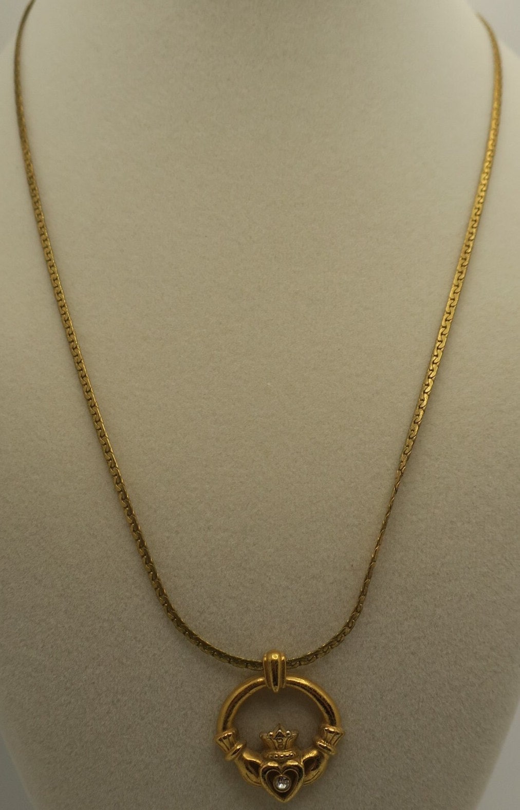 Avon Vintage Gold Tone Claddagh Necklace - Etsy