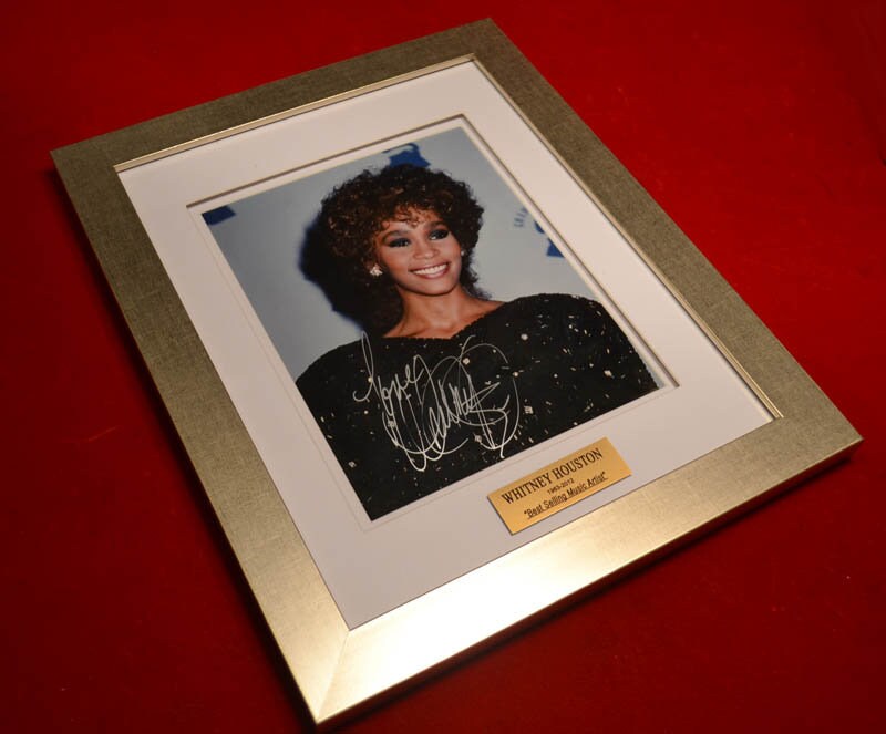 WHITNEY HOUSTON Signed Original Rare Autograph, Frame, Plaque, COA ...