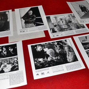 Signed JAMES CAMERON Autograph, Titanic Press Kit, COA Dvd, Slides ...