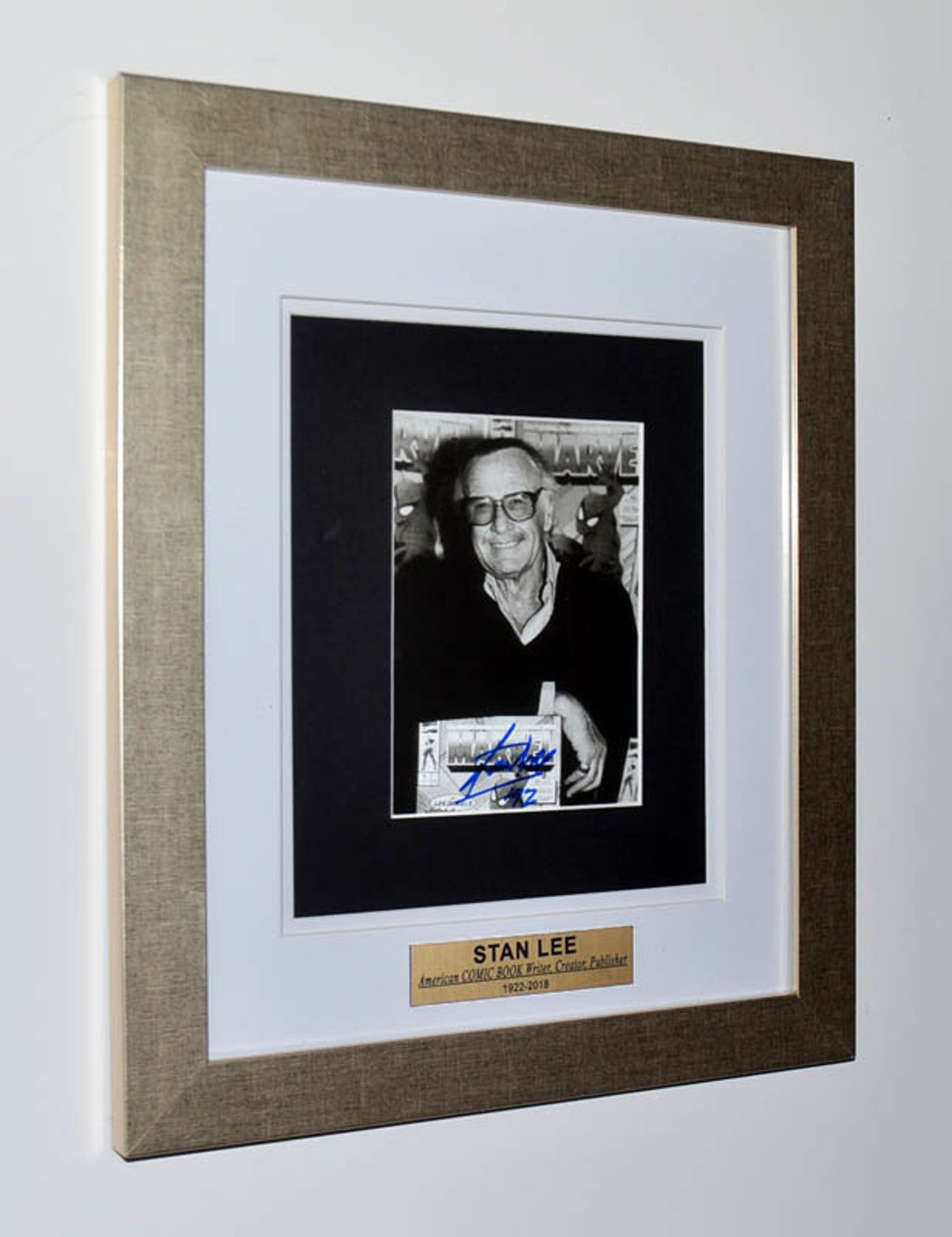 STAN LEE Signed 8x10 Autographed Photo, Uacc Registered Dealer #228 ...