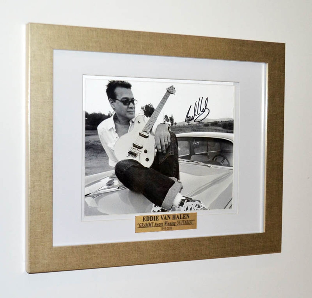 Rare EDDIE VAN HALEN Hand-signed Original Autograph Guitar Pose, Marker ...