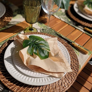 Tropical Table Linen Set / Monstera Table Linen / Tropical Tablescape ...