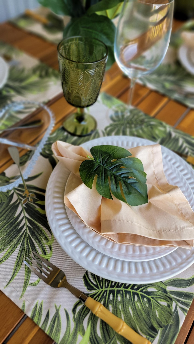 Tropical Table Linen Set / Monstera Table Linen / Tropical Tablescape ...