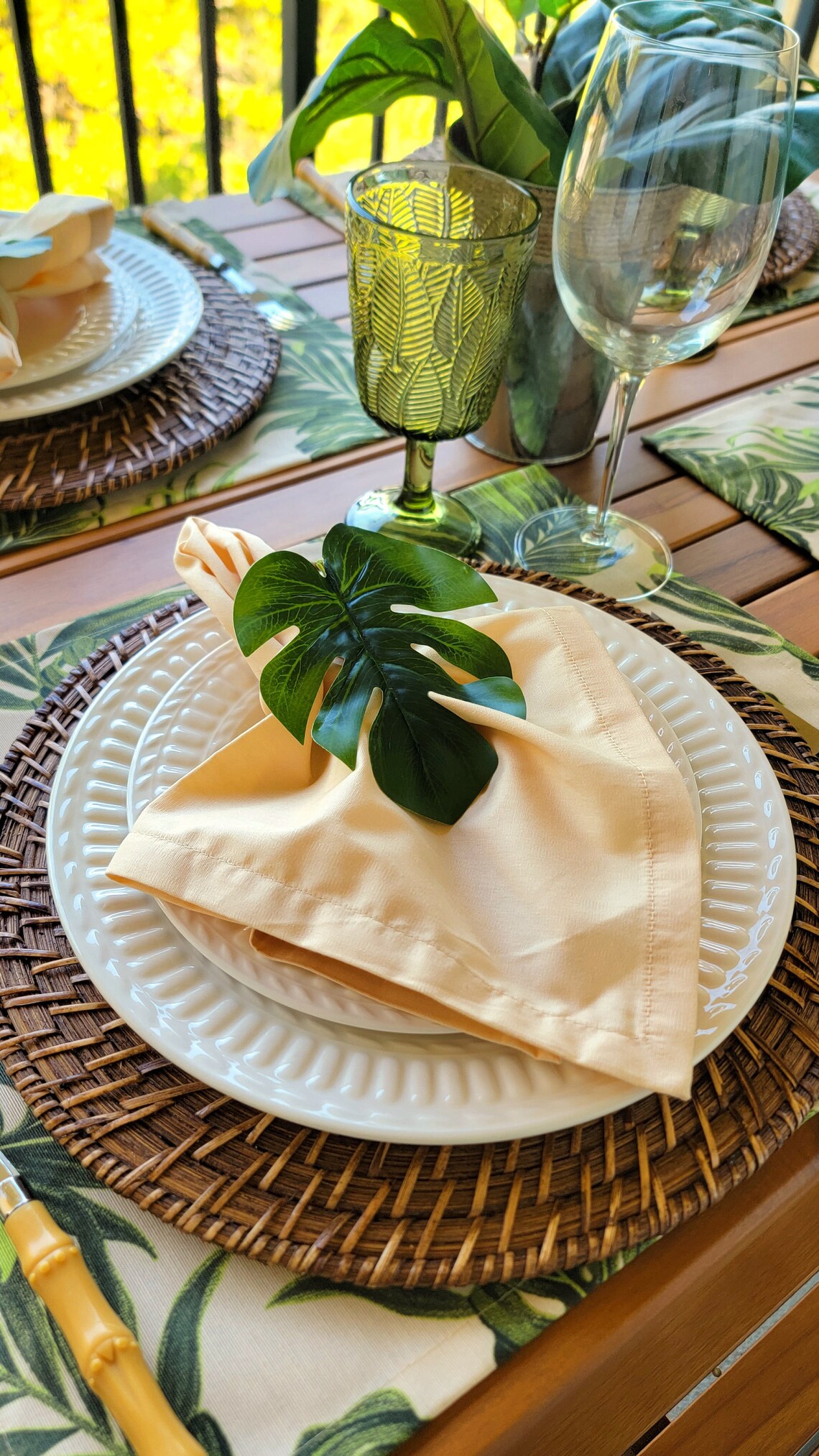 Tropical Table Linen Set / Monstera Table Linen / Tropical Tablescape ...