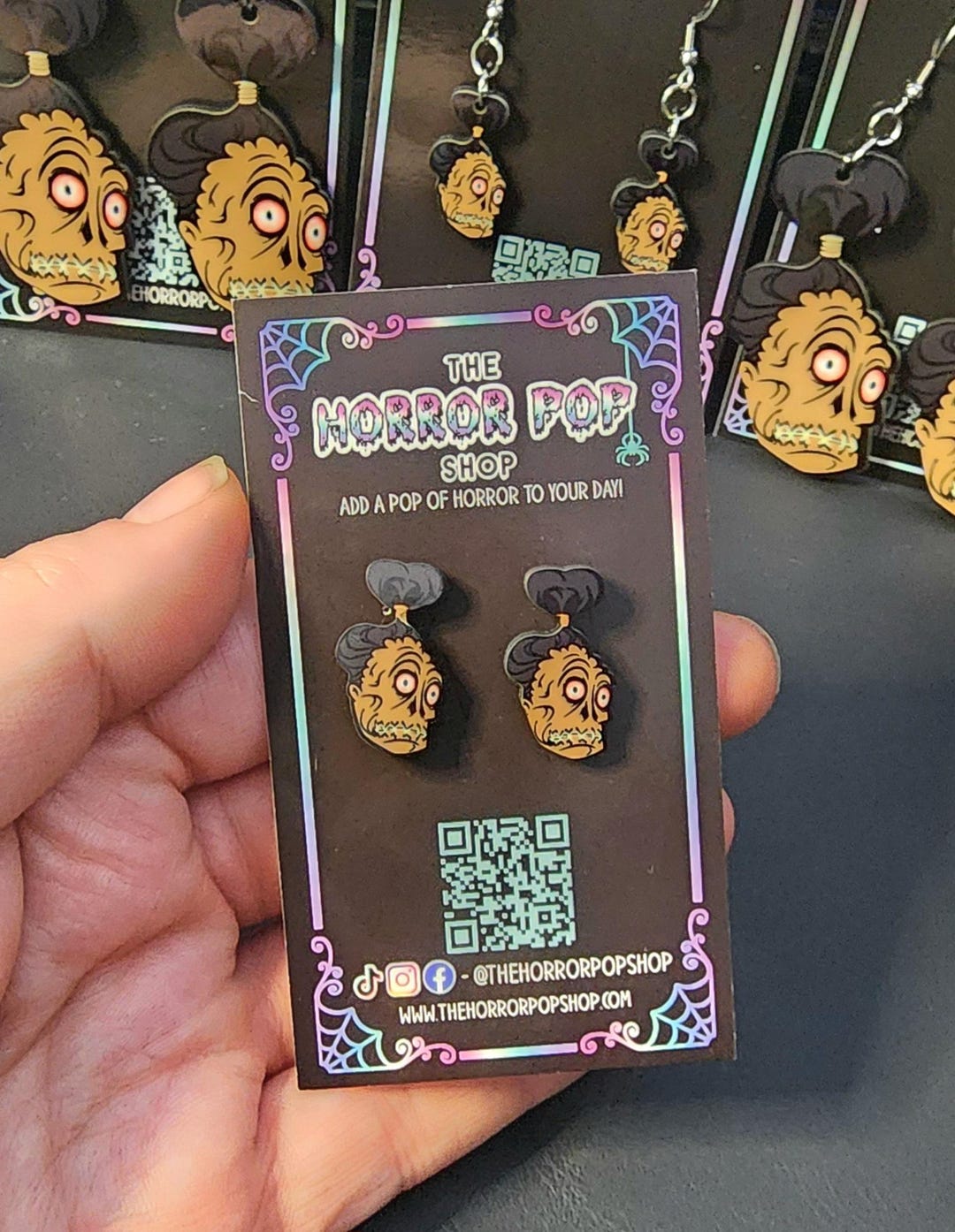 Strange and Unusual Shrunken Head Horror Movie Character Stud Earrings ...