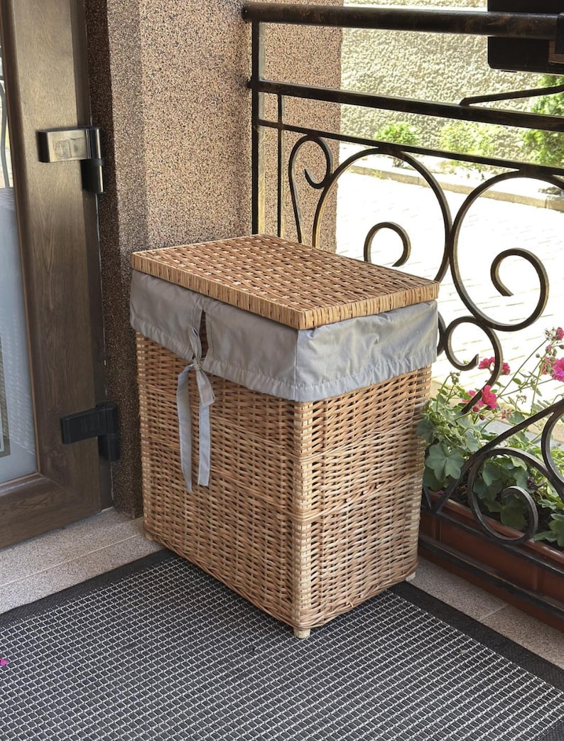 Lined Wicker Hamper Rattan Laundry Basket Eco-friendly Organizer Box ...