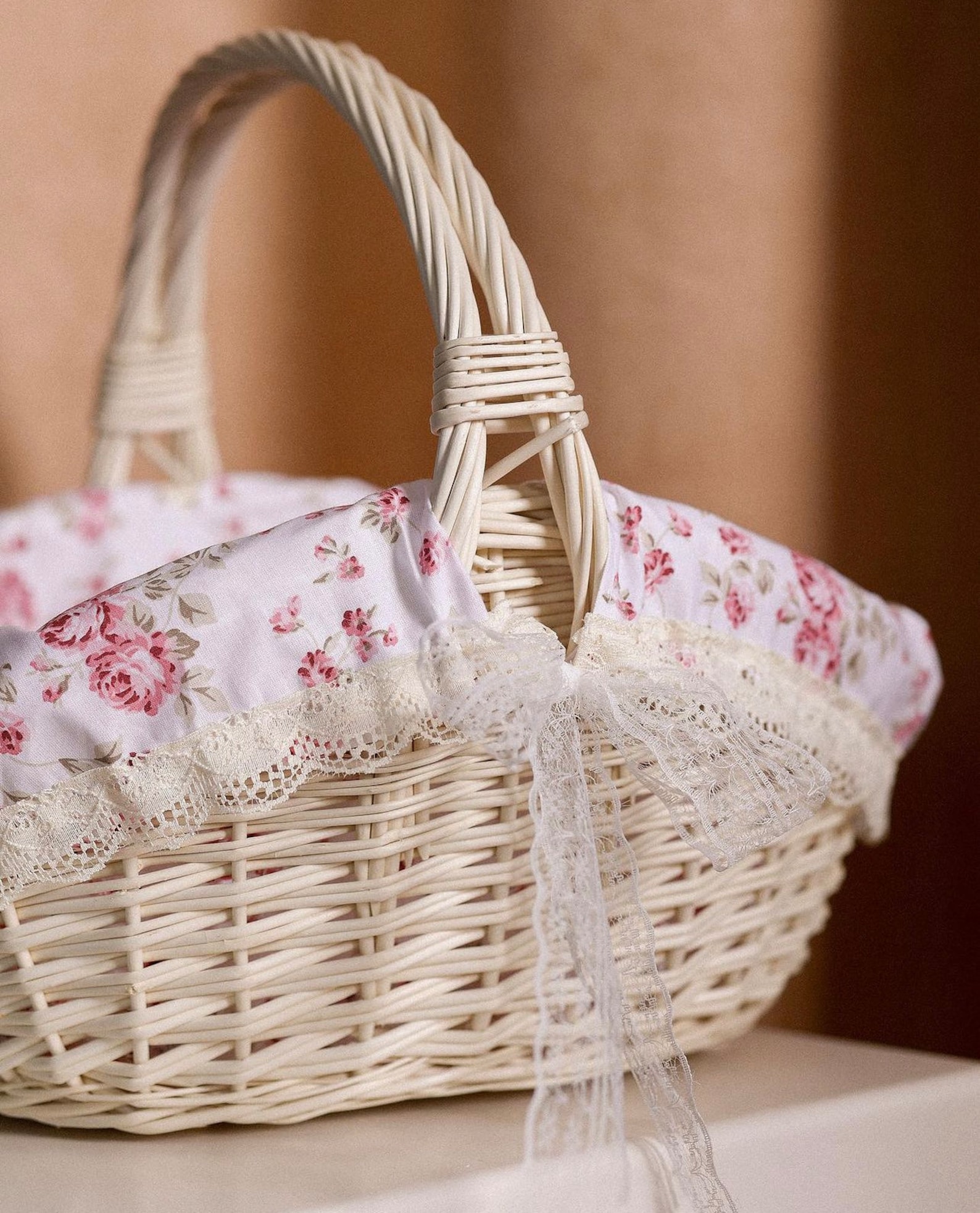 Natural Wicker Rustic Picnic Easter Basket With Handle, Lined Wedding ...