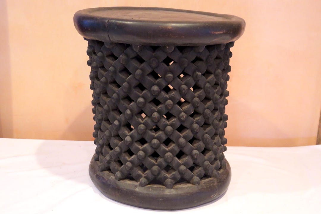 Bamiléké Spider Stool - Etsy