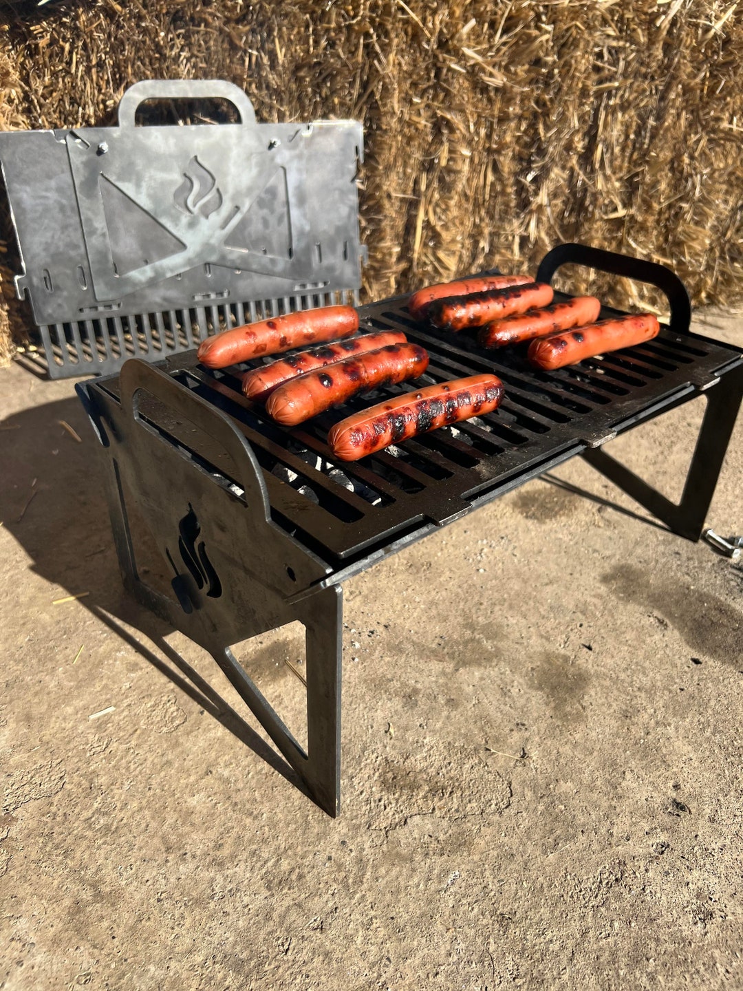 Metal Portable Grill That Folds Up/unpainted and Unseasoned/durable Raw ...