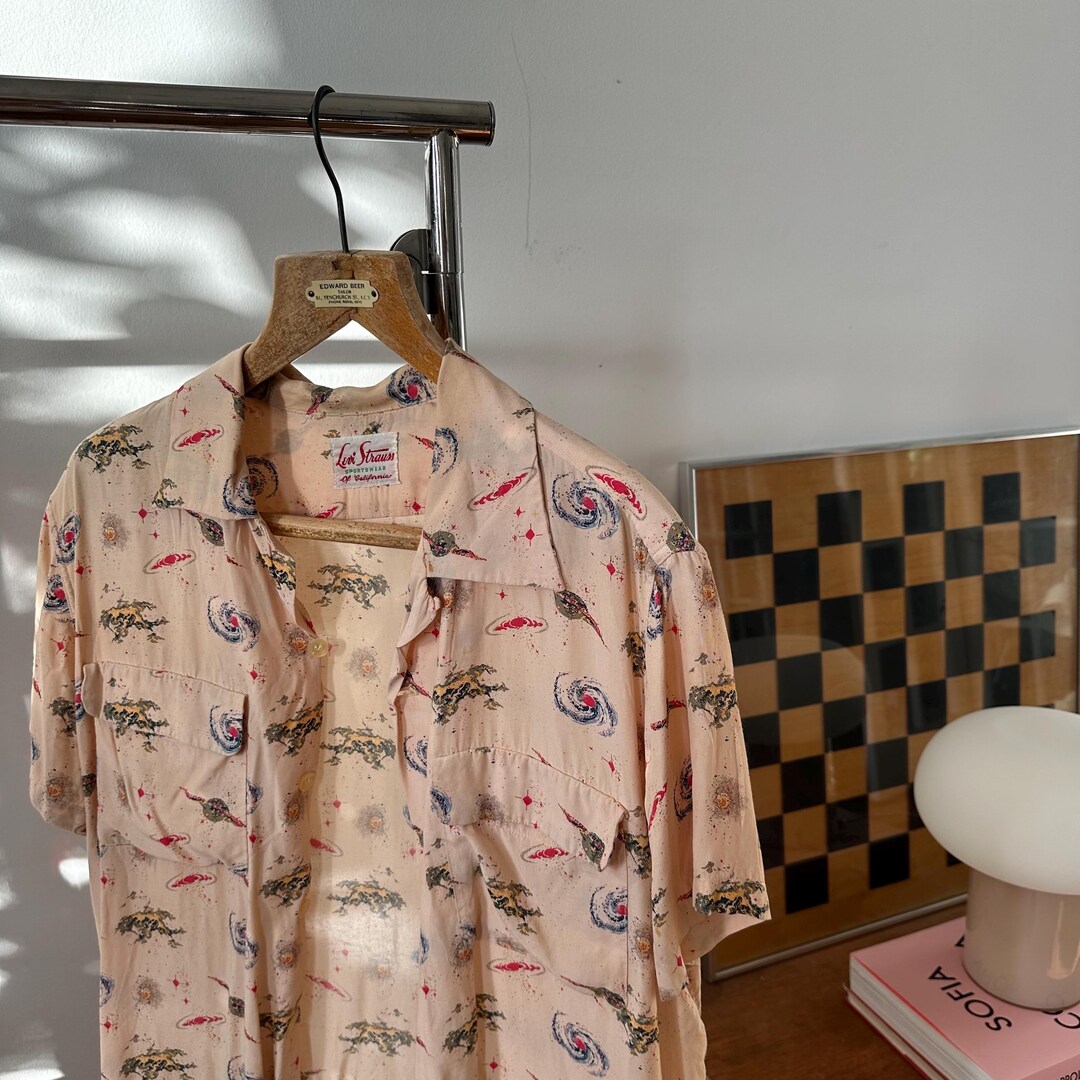 LVC Levi's Vintage Clothing 1940s Repro Hawaiian Universe Shirt Size ...