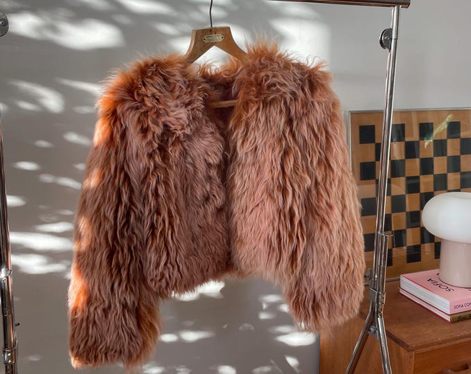 Vintage 1990s Y2K Sheepskin Statement Retro Shaggy Peachy Orange Brown ...