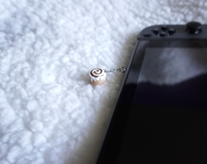 Cinnamon Bun Charm | Cinnamon Roll Nintendo Switch Charm | Phone Charm ...